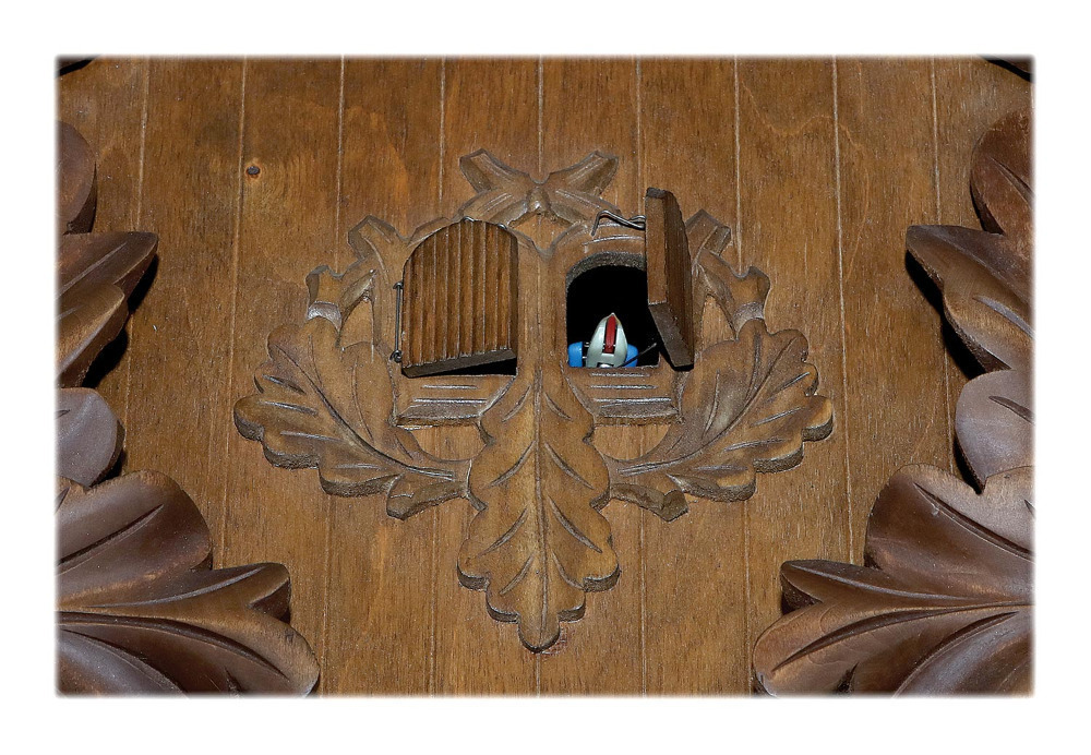 Lovely German Regula Black Forest Hunter Cuckoo Clock